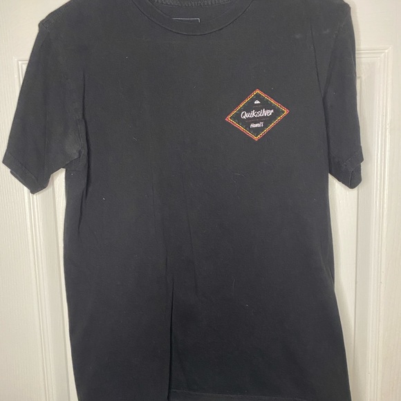 Quiksilver | Shirts | Mens Quicksilver Hawaii Black Tee | Poshmark